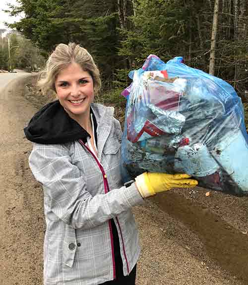 Plogging: Swedish Fitness Trend Good For The Body And The Environment ...